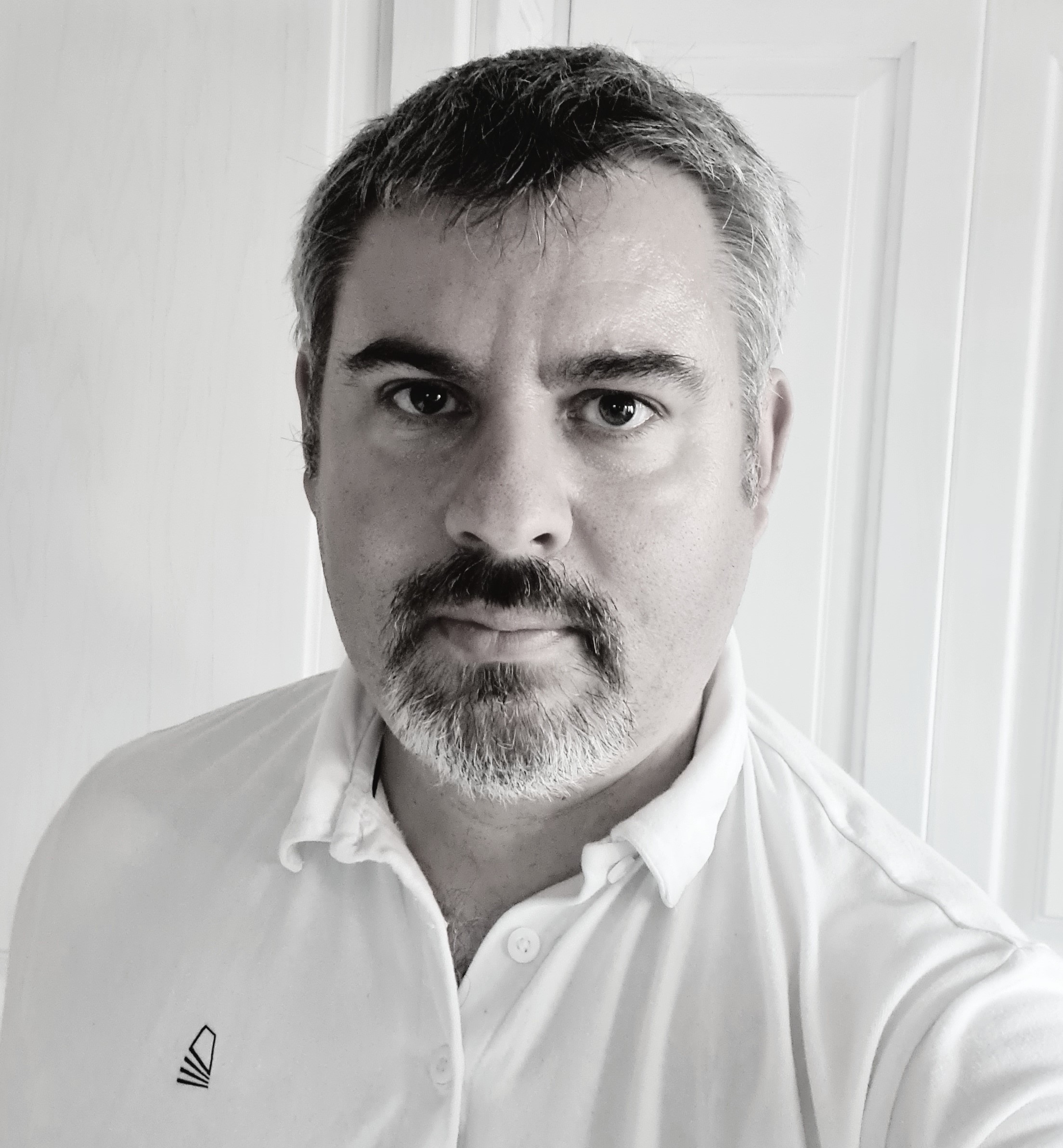 Kapcsolat - KSH Rugógyár